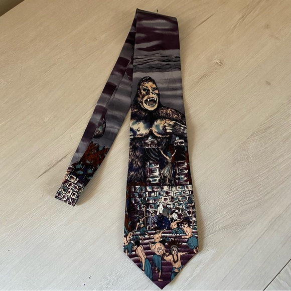 American Film Classics | Accessories | Vintage King Kong Movie Silk ...